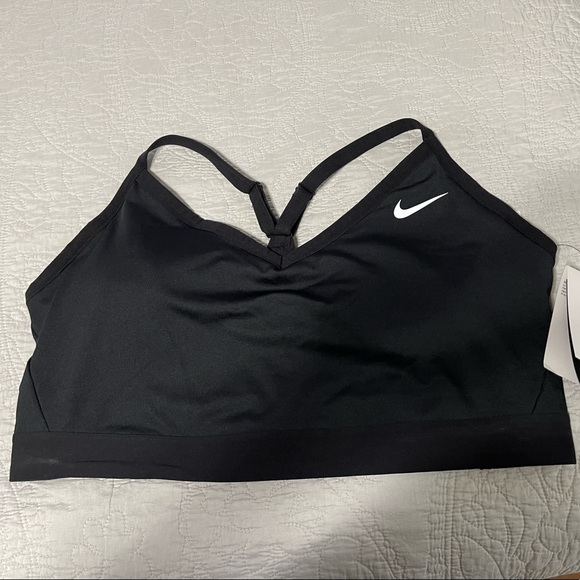 Nike | Intimates & Sleepwear | Nwt Nike Sports Bra | Poshmark